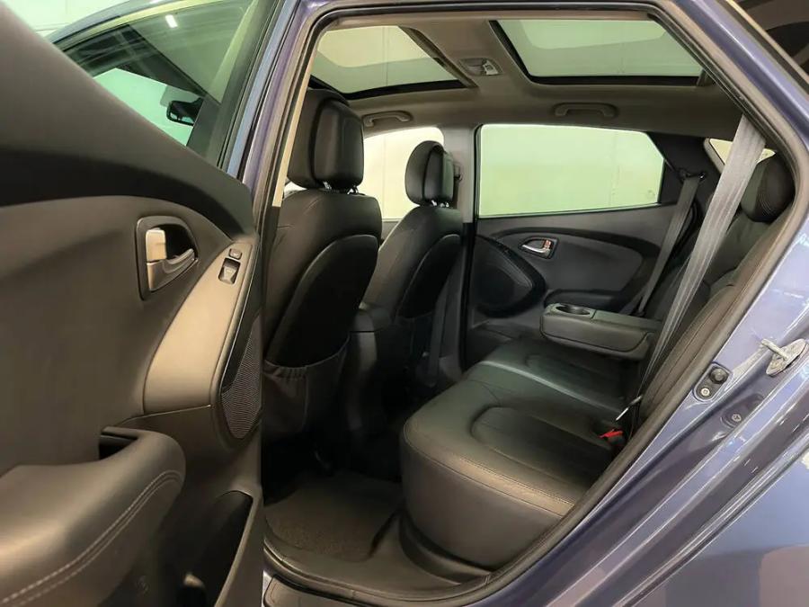 Hyundai ix35 2011 in Jurmala, with an engine capacity of 2.00 L and mileage of 198 thousand km for 7550 €, photo 28 on AUTOMOTO.COM.LV