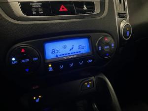 Hyundai ix35 2011 in Jurmala, with an engine capacity of 2.00 L and mileage of 198 thousand km for 7550 €, photo 31 on AUTOMOTO.COM.LV