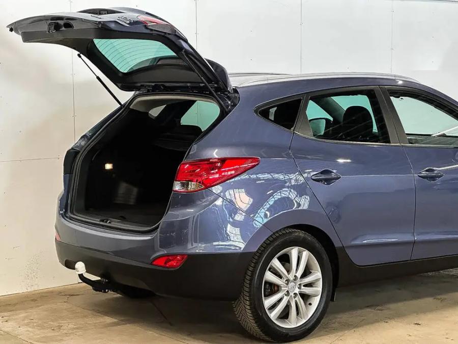 Hyundai ix35 2011 in Jurmala, with an engine capacity of 2.00 L and mileage of 198 thousand km for 7550 €, photo 50 on AUTOMOTO.COM.LV