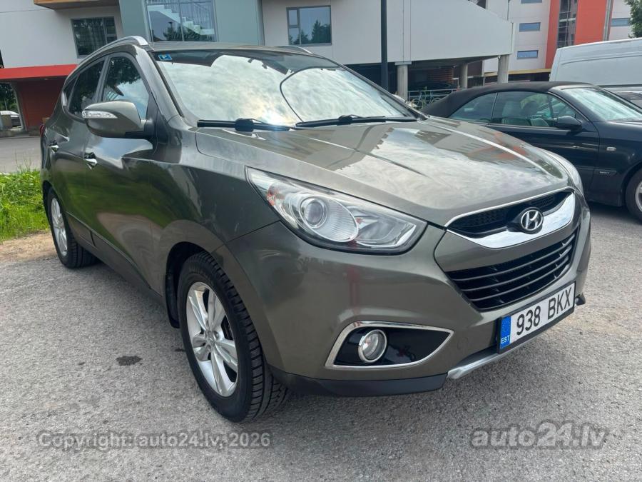 Hyundai ix35 2011 in Tallinn, with an engine capacity of 2.00 L and mileage of 205 thousand km for 4200 €, photo 3 on AUTOMOTO.COM.LV