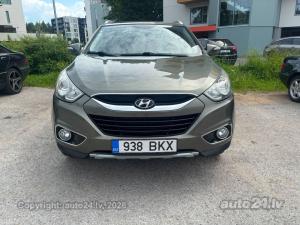Hyundai ix35 2011 in Tallinn, with an engine capacity of 2.00 L and mileage of 205 thousand km for 4200 €, photo 4 on AUTOMOTO.COM.LV