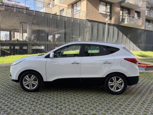 Hyundai ix35 2011 Viļņa, ar dzinēja tilpumu 2.00 L un nobraukumu 295 tūkst. km par 4900 €, foto 5 vietnē AUTOMOTO.COM.LV