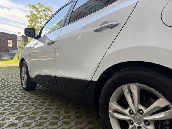 Hyundai ix35 2011 Viļņa, ar dzinēja tilpumu 2.00 L un nobraukumu 295 tūkst. km par 4900 €, foto 10 vietnē AUTOMOTO.COM.LV