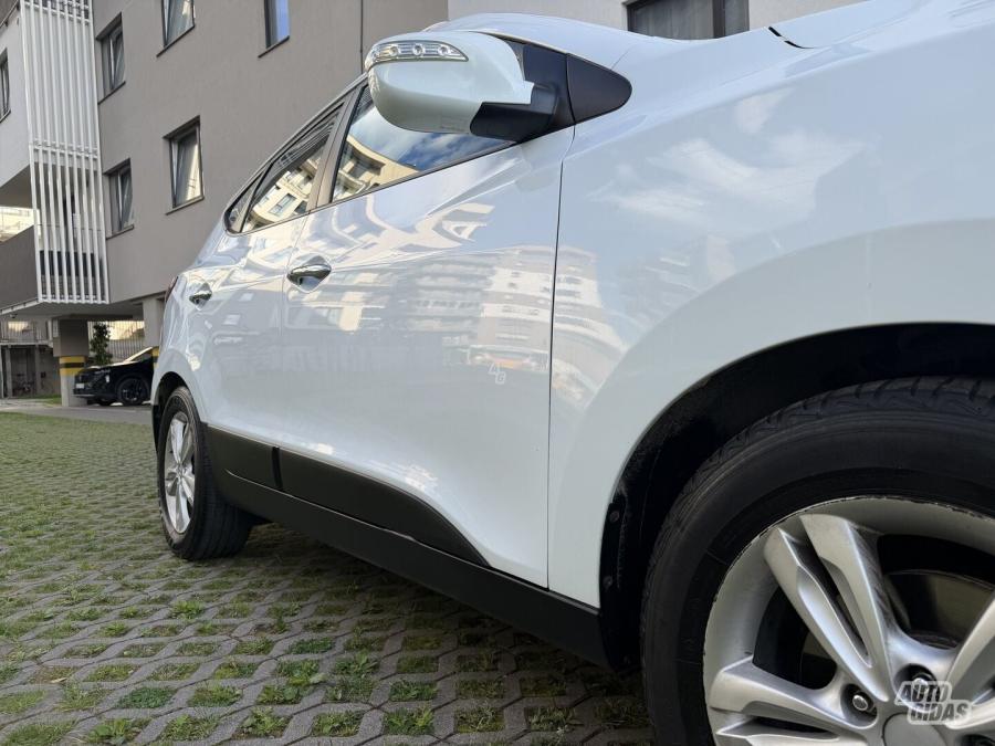 Hyundai ix35 2011 Viļņa, ar dzinēja tilpumu 2.00 L un nobraukumu 295 tūkst. km par 4900 €, foto 13 vietnē AUTOMOTO.COM.LV