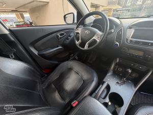 Hyundai ix35 2011 Viļņa, ar dzinēja tilpumu 2.00 L un nobraukumu 295 tūkst. km par 4900 €, foto 19 vietnē AUTOMOTO.COM.LV