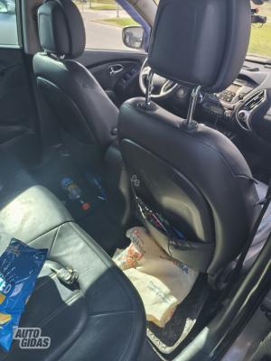 Hyundai ix35 2011 Viļņa, ar dzinēja tilpumu 2.00 L un nobraukumu 300 tūkst. km par 4400 €, foto 5 vietnē AUTOMOTO.COM.LV
