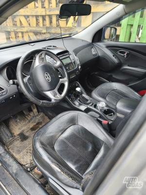 Hyundai ix35 2011 Viļņa, ar dzinēja tilpumu 2.00 L un nobraukumu 300 tūkst. km par 4400 €, foto 8 vietnē AUTOMOTO.COM.LV