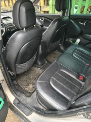 Hyundai ix35 2011 Viļņa, ar dzinēja tilpumu 2.00 L un nobraukumu 300 tūkst. km par 4400 €, foto 11 vietnē AUTOMOTO.COM.LV