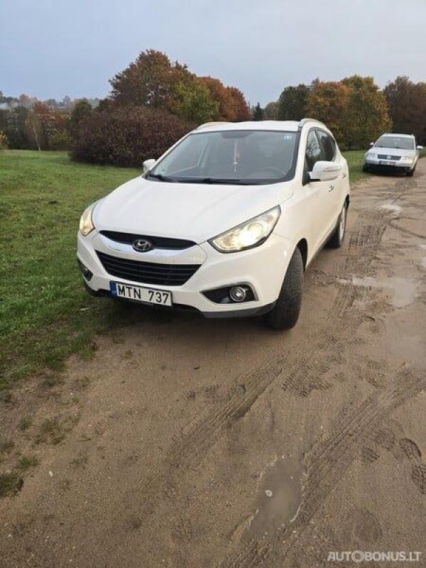 Hyundai ix35 2012 Viļņa, ar dzinēja tilpumu 2.00 L un nobraukumu 261 tūkst. km par 7000 €, foto 1 vietnē AUTOMOTO.COM.LV