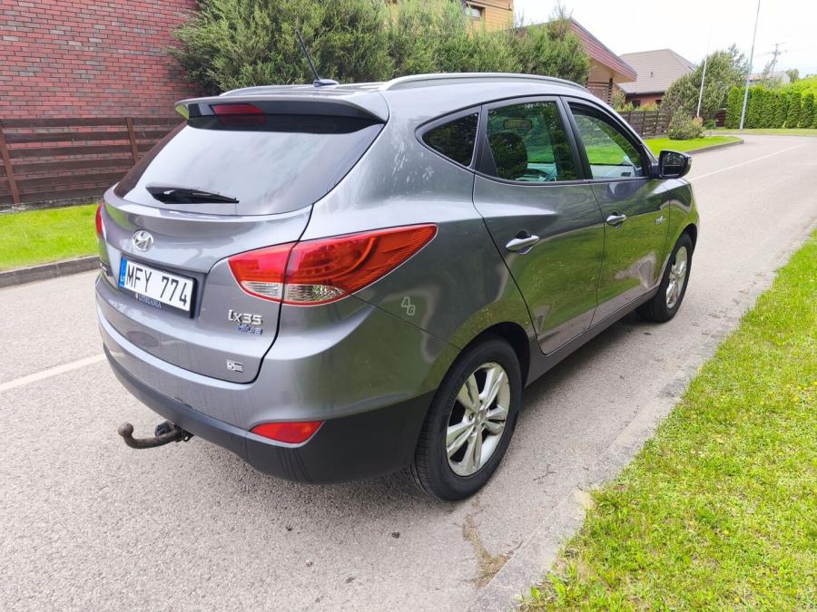 Hyundai ix35 2012 Kauņa, ar dzinēja tilpumu 1.60 L un nobraukumu 246 tūkst. km par 2000 €, foto 3 vietnē AUTOMOTO.COM.LV