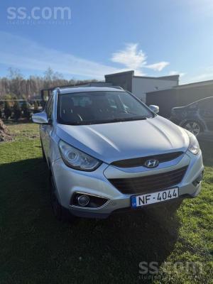 Hyundai ix35 2012 Rīga, ar dzinēja tilpumu 2.00 L un nobraukumu 356 tūkst. km par 4800 €, foto 8 vietnē AUTOMOTO.COM.LV
