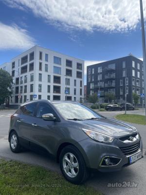 Hyundai ix35 2012 in Tallinn, with an engine capacity of 2.00 L and mileage of 137 thousand km for 9000 €, photo  on AUTOMOTO.COM.LV