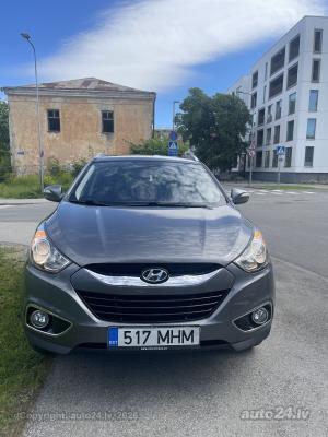 Hyundai ix35 2012 in Tallinn, with an engine capacity of 2.00 L and mileage of 137 thousand km for 9000 €, photo 3 on AUTOMOTO.COM.LV