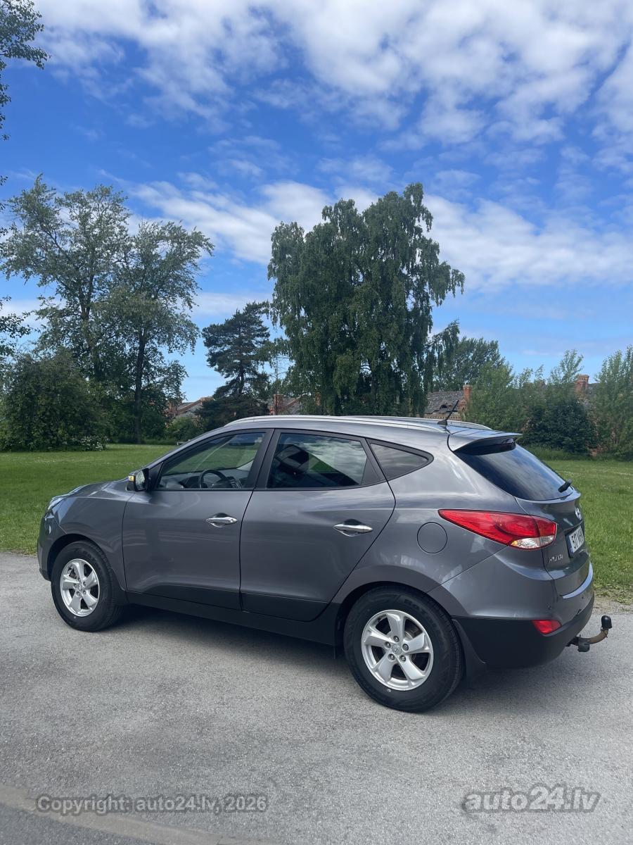 Hyundai ix35 2012 in Tallinn, with an engine capacity of 2.00 L and mileage of 137 thousand km for 9000 €, photo 5 on AUTOMOTO.COM.LV