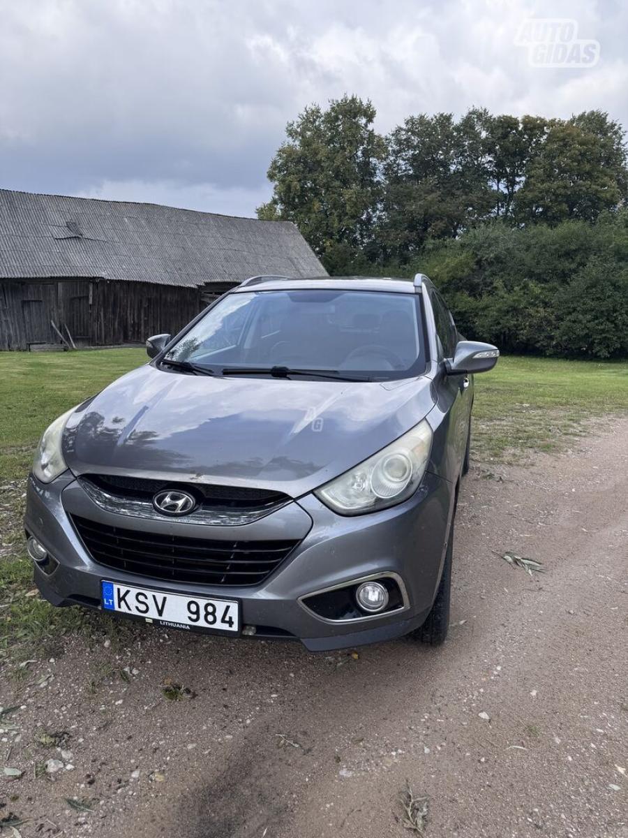 Hyundai ix35 2012 Mažeikiai, ar dzinēja tilpumu 1.70 L un nobraukumu 230 tūkst. km par 4200 €, foto 3 vietnē AUTOMOTO.COM.LV