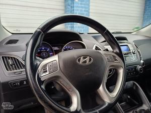 Hyundai ix35 2013 in Marijampole, with an engine capacity of 2.00 L and mileage of 207 thousand km for 6950 €, photo 13 on AUTOMOTO.COM.LV