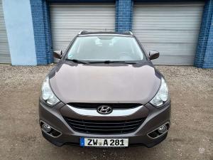 Hyundai ix35 2013 in Marijampole, with an engine capacity of 2.00 L and mileage of 207 thousand km for 6950 €, photo 21 on AUTOMOTO.COM.LV