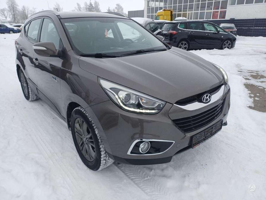 Hyundai ix35 2013 Marijampole, ar dzinēja tilpumu 1.59 L un nobraukumu 176 tūkst. km par 7400 €, foto 2 vietnē AUTOMOTO.COM.LV