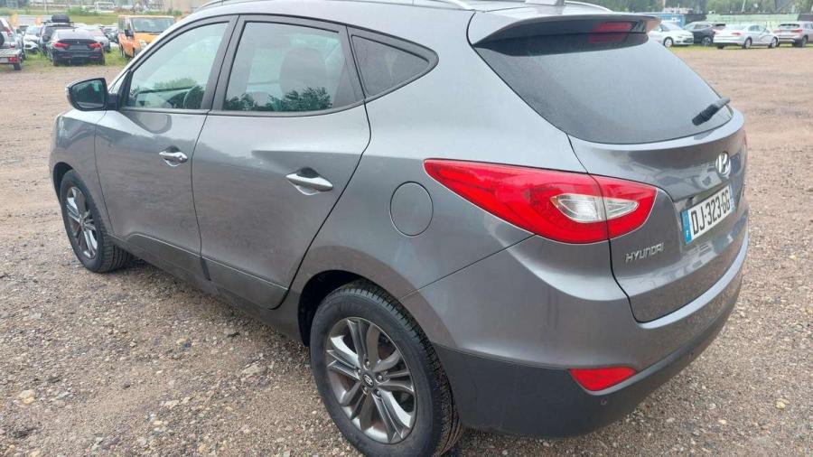 Hyundai ix35 2014 in Kaunas, with an engine capacity of 2.00 L and mileage of 171 thousand km for 7250 €, photo 5 on AUTOMOTO.COM.LV