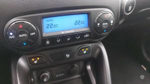 Hyundai ix35 2014 in Kaunas, with an engine capacity of 2.00 L and mileage of 171 thousand km for 7250 €, photo 13 on AUTOMOTO.COM.LV
