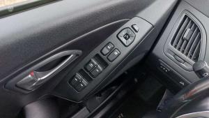 Hyundai ix35 2014 in Kaunas, with an engine capacity of 2.00 L and mileage of 171 thousand km for 7250 €, photo 14 on AUTOMOTO.COM.LV