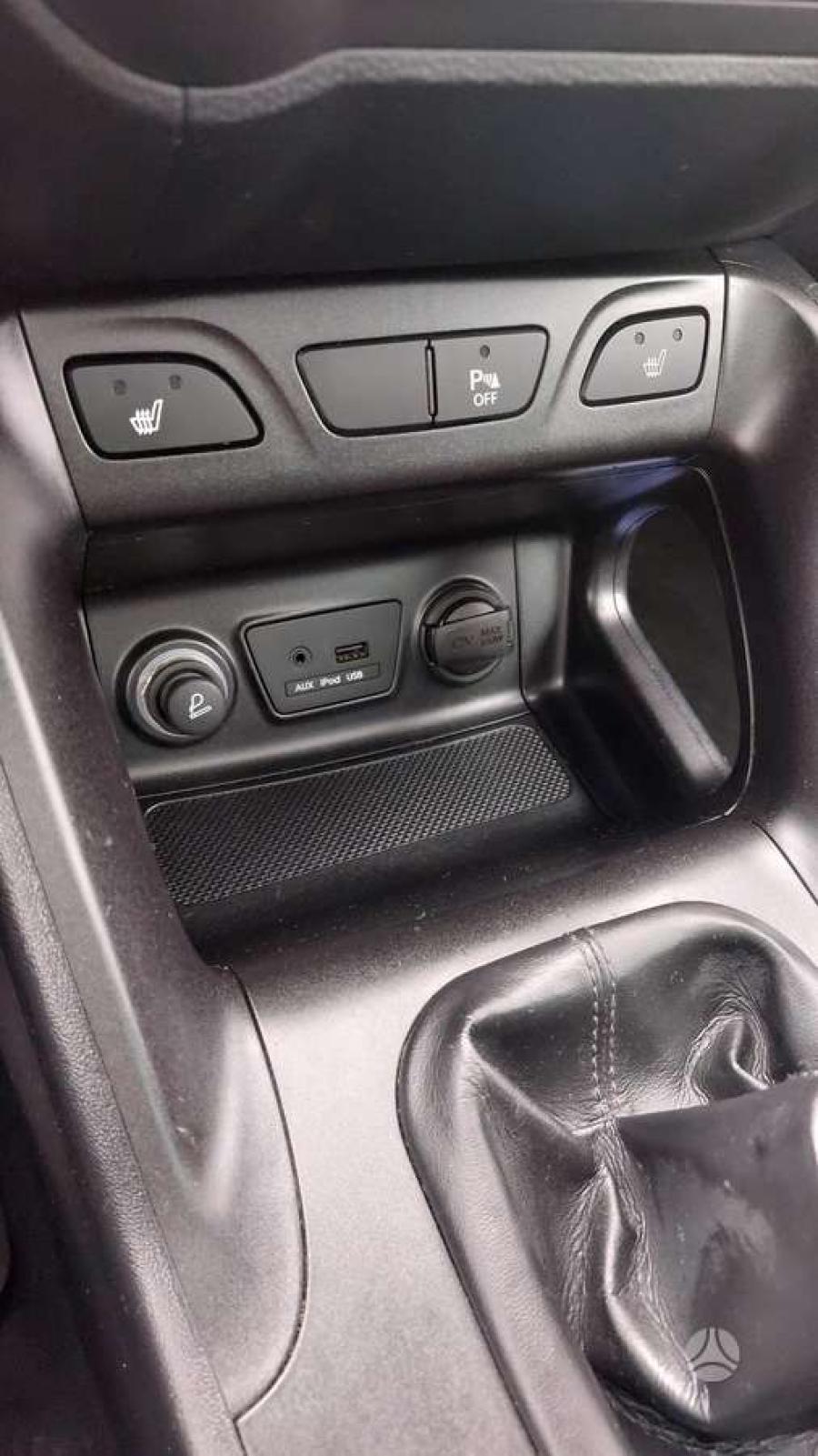 Hyundai ix35 2014 in Kaunas, with an engine capacity of 2.00 L and mileage of 171 thousand km for 7250 €, photo 26 on AUTOMOTO.COM.LV