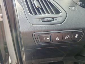 Hyundai ix35 2014 in Vilnius, with an engine capacity of 2.00 L and mileage of 163 thousand km for 7900 €, photo 18 on AUTOMOTO.COM.LV