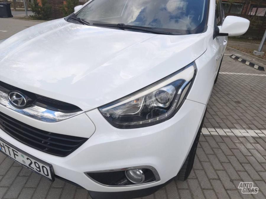 Hyundai ix35 2015 Šauļi, ar dzinēja tilpumu 2.00 L un nobraukumu 131 tūkst. km par 7999 €, foto 3 vietnē AUTOMOTO.COM.LV