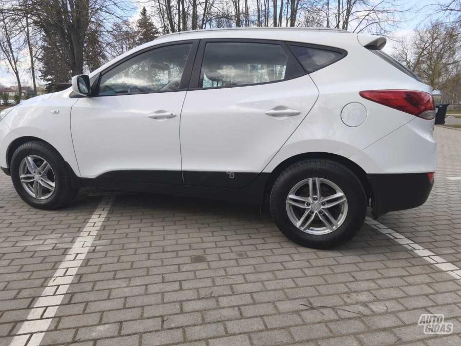 Hyundai ix35 2015 Šauļi, ar dzinēja tilpumu 2.00 L un nobraukumu 131 tūkst. km par 7999 €, foto 6 vietnē AUTOMOTO.COM.LV