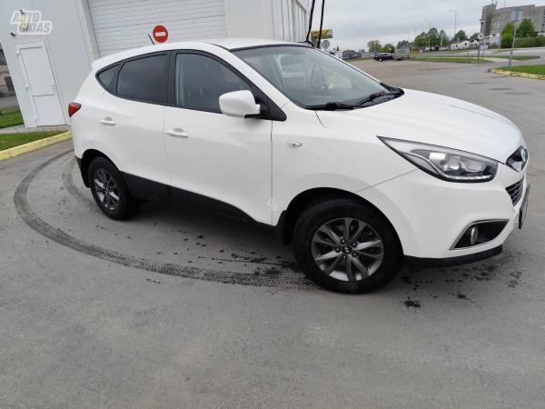 Hyundai ix35 2015 in Kretinga, with an engine capacity of 1.70 L and mileage of 234 thousand km for 7600 €, photo 4 on AUTOMOTO.COM.LV