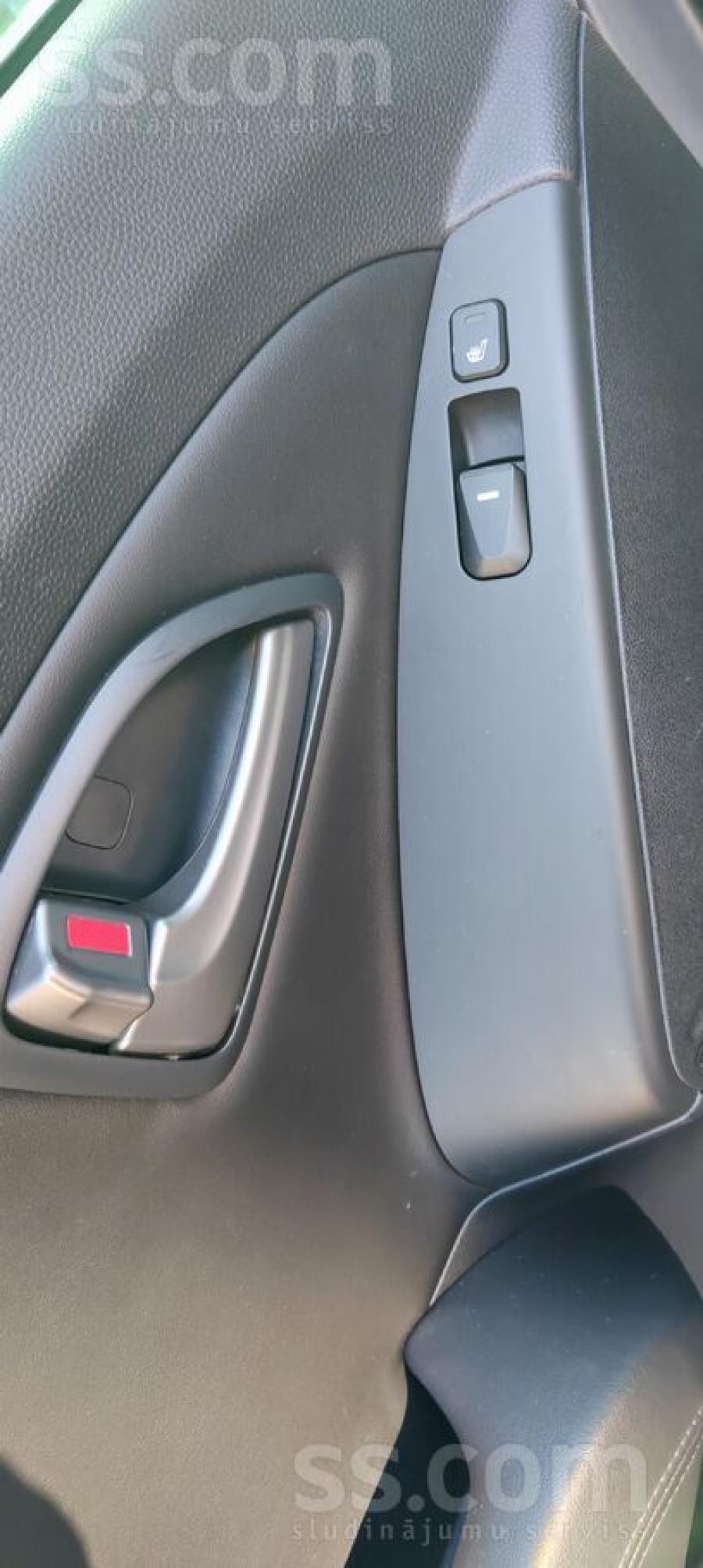 Hyundai ix35 2015 Ogre, ar dzinēja tilpumu 2.00 L un nobraukumu 183 tūkst. km par 9350 €, foto 3 vietnē AUTOMOTO.COM.LV