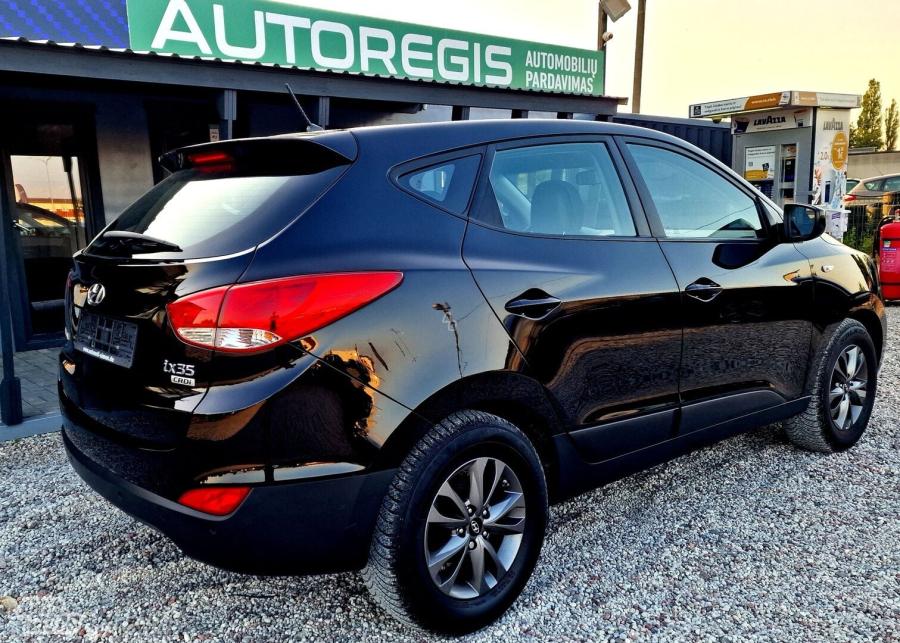 Hyundai ix35 2015 in Kretinga, with an engine capacity of 2.00 L and mileage of 189 thousand km for 7650 €, photo 11 on AUTOMOTO.COM.LV