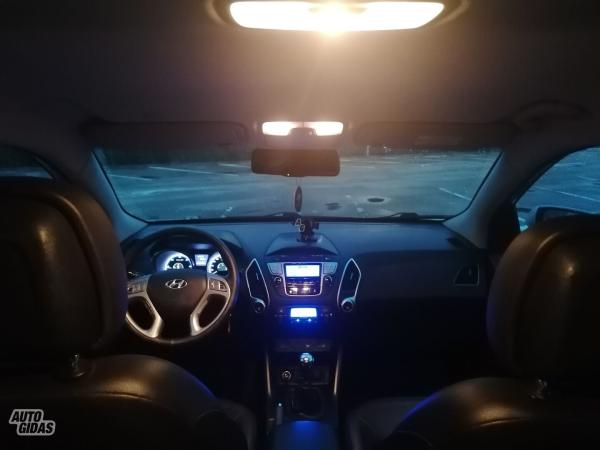 Pelēks Hyundai ix35 2010 Telšiai, ar dzinēja tilpumu 2.00 L un nobraukumu 260 tūkst. km par 4750 €, foto 7 vietnē AUTOMOTO.COM.LV