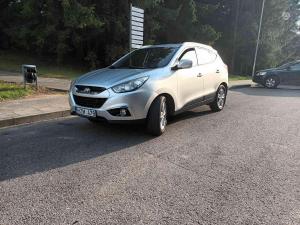 Grey Hyundai ix35 2010 in Telschi, with an engine capacity of 2.00 L and mileage of 260 thousand km for 4750 €, photo 25 on AUTOMOTO.COM.LV