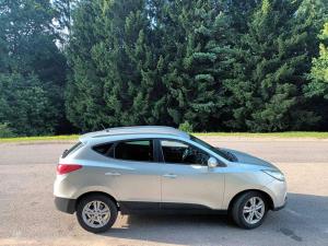 Grey Hyundai ix35 2010 in Telschi, with an engine capacity of 2.00 L and mileage of 260 thousand km for 4750 €, photo 30 on AUTOMOTO.COM.LV