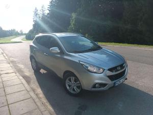 Grey Hyundai ix35 2010 in Telschi, with an engine capacity of 2.00 L and mileage of 260 thousand km for 4750 €, photo 31 on AUTOMOTO.COM.LV