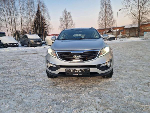 Pelēks Hyundai ix35 2011 Ukmergė, ar dzinēja tilpumu 1.69 L un nobraukumu 260 tūkst. km par 5850 €, foto 2 vietnē AUTOMOTO.COM.LV