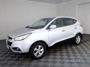 Pelēks Hyundai ix35 2011 Tallina, ar dzinēja tilpumu 2.00 L un nobraukumu 226 tūkst. km par 3999 €, foto 2 vietnē AUTOMOTO.COM.LV