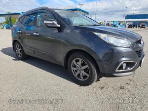 Pelēks Hyundai ix35 2011 Tallina, ar dzinēja tilpumu 2.00 L un nobraukumu 227 tūkst. km par 6200 €, foto 7 vietnē AUTOMOTO.COM.LV