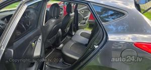 Pelēks Hyundai ix35 2011 Tallina, ar dzinēja tilpumu 2.00 L un nobraukumu 227 tūkst. km par 6200 €, foto 14 vietnē AUTOMOTO.COM.LV