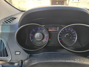 Pelēks Hyundai ix35 2011 Tallina, ar dzinēja tilpumu 2.00 L un nobraukumu 227 tūkst. km par 6200 €, foto 18 vietnē AUTOMOTO.COM.LV