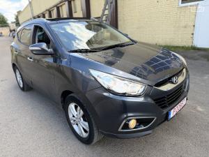 Pelēks Hyundai ix35 2011 Kauņa, ar dzinēja tilpumu 1.70 L un nobraukumu 246 tūkst. km par 4750 €, foto 4 vietnē AUTOMOTO.COM.LV