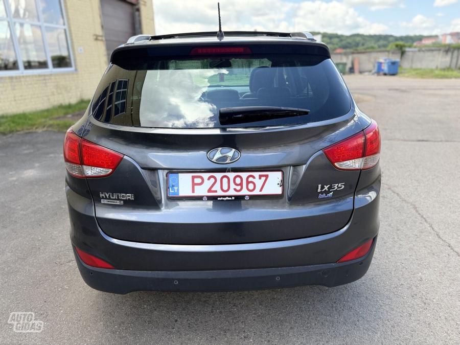 Pelēks Hyundai ix35 2011 Kauņa, ar dzinēja tilpumu 1.70 L un nobraukumu 246 tūkst. km par 4750 €, foto 7 vietnē AUTOMOTO.COM.LV