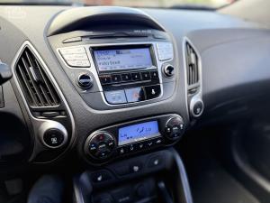 Pelēks Hyundai ix35 2011 Kauņa, ar dzinēja tilpumu 1.70 L un nobraukumu 246 tūkst. km par 4750 €, foto 16 vietnē AUTOMOTO.COM.LV