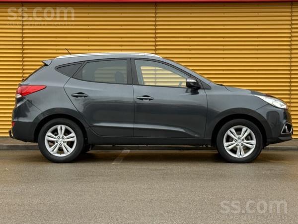 Pelēks Hyundai ix35 2011 Ogre, ar dzinēja tilpumu 2.00 L un nobraukumu 149 tūkst. km par 6997 €, foto 7 vietnē AUTOMOTO.COM.LV