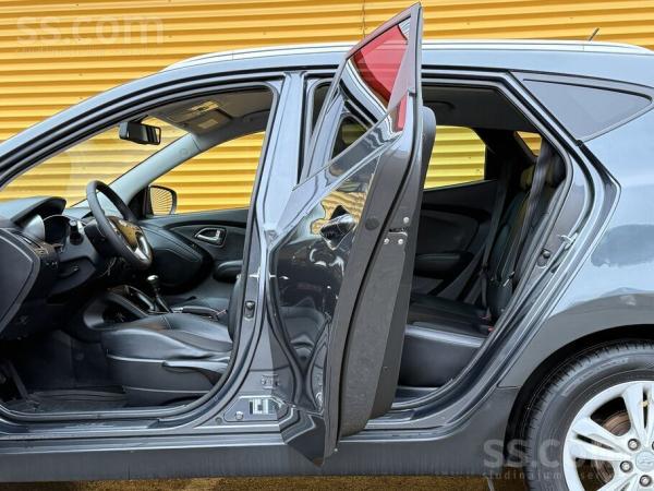 Pelēks Hyundai ix35 2011 Ogre, ar dzinēja tilpumu 2.00 L un nobraukumu 149 tūkst. km par 6997 €, foto 9 vietnē AUTOMOTO.COM.LV