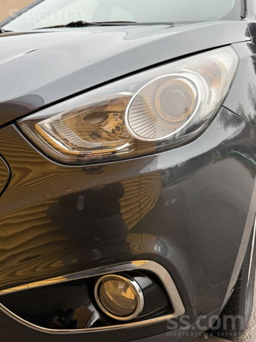 Grey Hyundai ix35 2011 in Ogre, with an engine capacity of 2.00 L and mileage of 149 thousand km for 6997 €, photo 24 on AUTOMOTO.COM.LV
