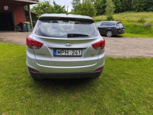 Pelēks Hyundai ix35 2011 Utena, ar dzinēja tilpumu 1.69 L un nobraukumu 291 tūkst. km par 5000 €, foto 4 vietnē AUTOMOTO.COM.LV