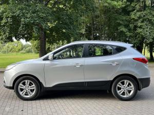 Pelēks Hyundai ix35 2011 Tauragė, ar dzinēja tilpumu 1.59 L un nobraukumu 235 tūkst. km par 4950 €, foto 9 vietnē AUTOMOTO.COM.LV