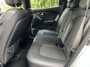 Pelēks Hyundai ix35 2011 Tauragė, ar dzinēja tilpumu 1.59 L un nobraukumu 235 tūkst. km par 4950 €, foto 13 vietnē AUTOMOTO.COM.LV